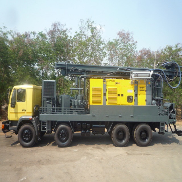 Diesel Power 400m Rotary Truck Mounted Drilling Machine